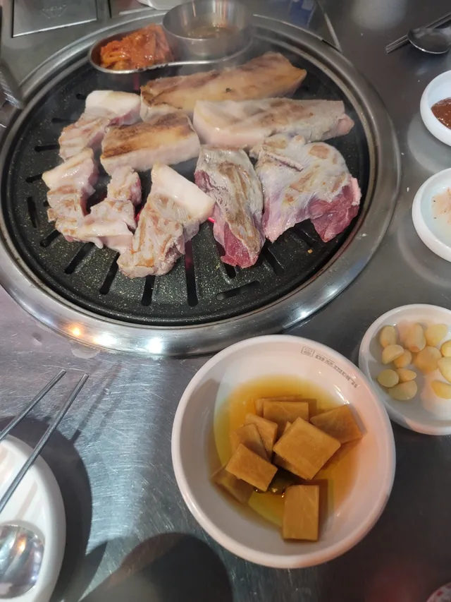 디너의여왕 - [서울 마포] 홍대 마포껍데기 1차